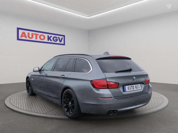 Grey BMW 530 2012 in Vilnius, with an engine capacity of 3.00 L and mileage of 288 thousand km for 3999 €, photo 3 on AUTOMOTO.COM.LV