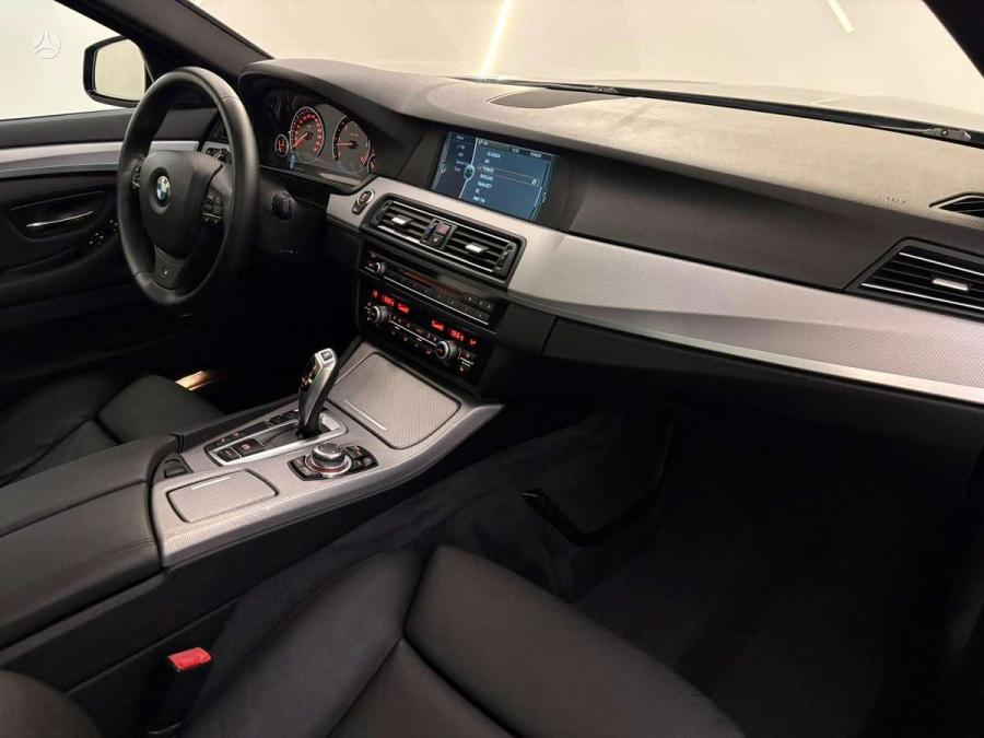 Pelēks BMW 530 2012 Marijampole, ar dzinēja tilpumu 2.99 L un nobraukumu 350 tūkst. km par 9500 €, foto 28 vietnē AUTOMOTO.COM.LV