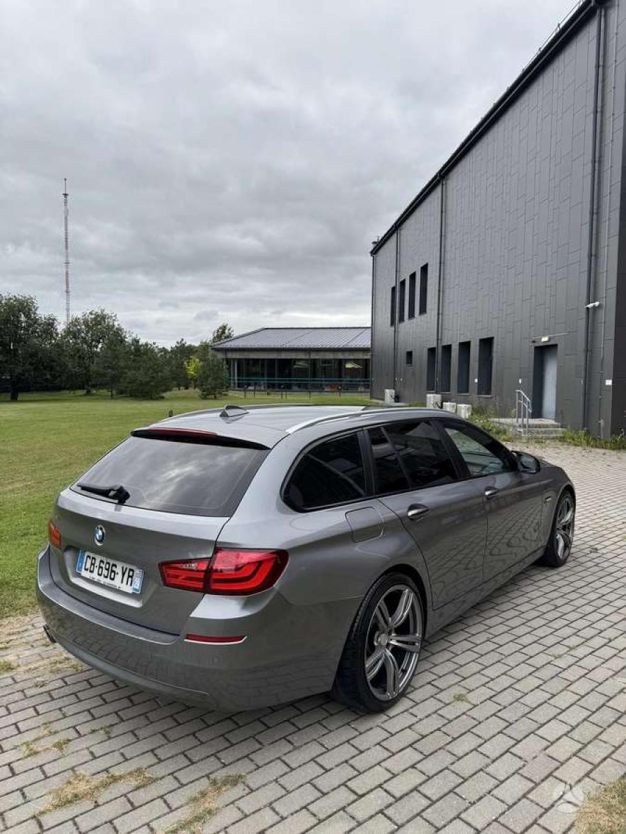 Grey BMW 530 2012 in Taurage, with an engine capacity of 2.99 L and mileage of 291 thousand km for 9800 €, photo 6 on AUTOMOTO.COM.LV