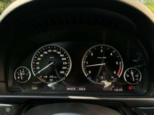 Grey BMW 530 2012 in Taurage, with an engine capacity of 2.99 L and mileage of 291 thousand km for 9800 €, photo 28 on AUTOMOTO.COM.LV