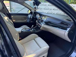 Grey BMW 530 2012 in Vilnius, with an engine capacity of 2.99 L and mileage of 305 thousand km for 7200 €, photo 7 on AUTOMOTO.COM.LV
