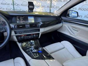 Grey BMW 530 2012 in Vilnius, with an engine capacity of 2.99 L and mileage of 305 thousand km for 7200 €, photo 9 on AUTOMOTO.COM.LV