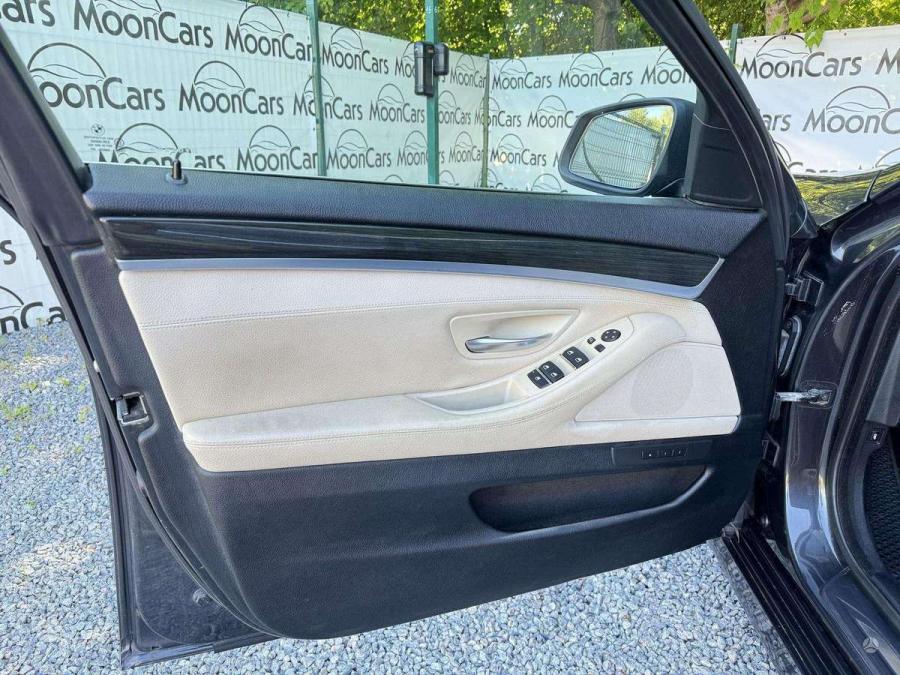 Grey BMW 530 2012 in Vilnius, with an engine capacity of 2.99 L and mileage of 305 thousand km for 7200 €, photo 19 on AUTOMOTO.COM.LV