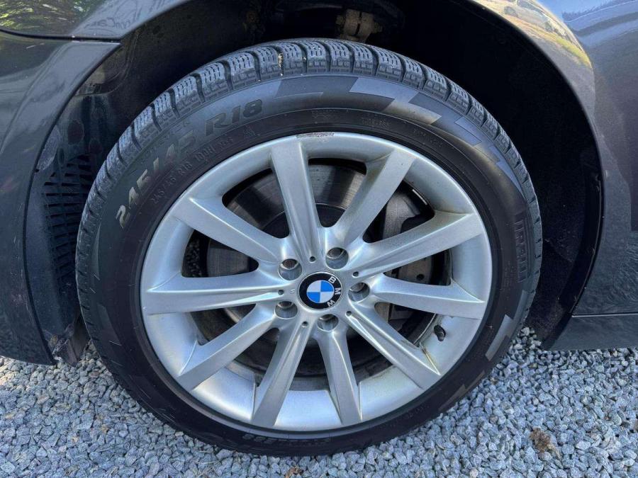Grey BMW 530 2012 in Vilnius, with an engine capacity of 2.99 L and mileage of 305 thousand km for 7200 €, photo 25 on AUTOMOTO.COM.LV
