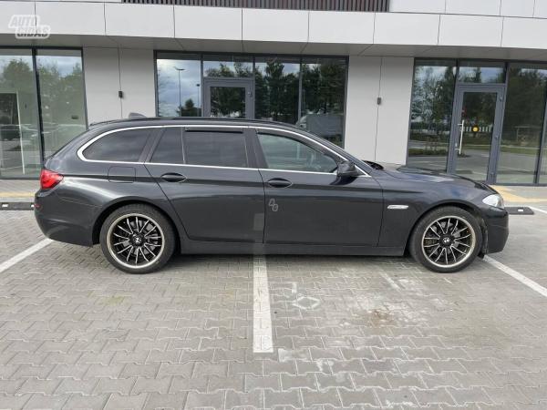 Grey BMW 530 2012 in Vilnius, with an engine capacity of 3.00 L and mileage of 336 thousand km for 8000 €, photo 3 on AUTOMOTO.COM.LV
