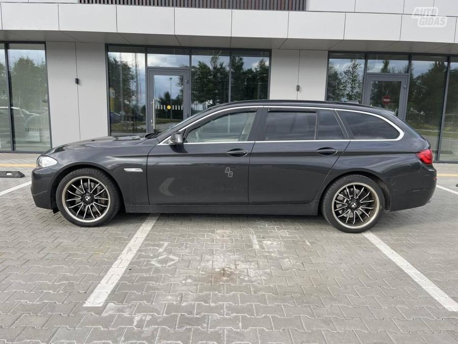 Grey BMW 530 2012 in Vilnius, with an engine capacity of 3.00 L and mileage of 336 thousand km for 8000 €, photo 5 on AUTOMOTO.COM.LV