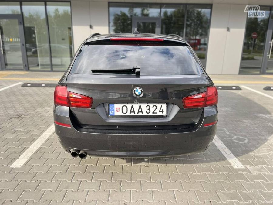 Grey BMW 530 2012 in Vilnius, with an engine capacity of 3.00 L and mileage of 336 thousand km for 8000 €, photo 6 on AUTOMOTO.COM.LV