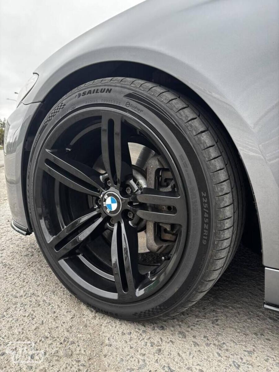 Pelēks BMW 530 2012 Panevēža, ar dzinēja tilpumu 3.00 L un nobraukumu 355 tūkst. km par 10500 €, foto 8 vietnē AUTOMOTO.COM.LV