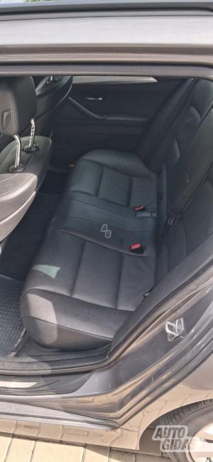 Pelēks BMW 530 2012 Pasvalys, ar dzinēja tilpumu 3.00 L un nobraukumu 296 tūkst. km par 6950 €, foto 25 vietnē AUTOMOTO.COM.LV