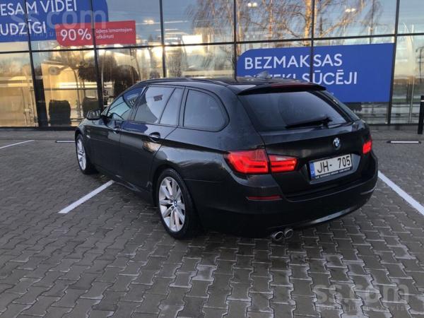 Pelēks BMW 530 2013 Rīga, ar dzinēja tilpumu 3.00 L un nobraukumu 260 tūkst. km par 3200 €, foto 2 vietnē AUTOMOTO.COM.LV