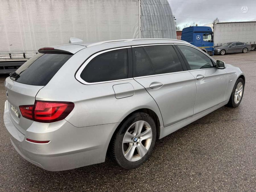 Pelēks BMW 530 2013 Marijampole, ar dzinēja tilpumu 2.99 L un nobraukumu 337 tūkst. km par 7485 €, foto 5 vietnē AUTOMOTO.COM.LV