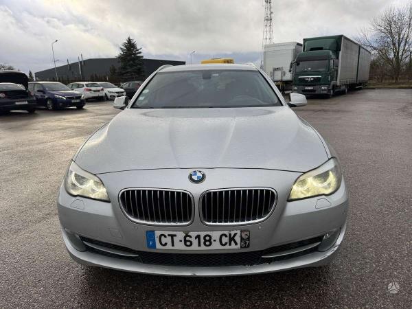 Grey BMW 530 2013 in Marijampole, with an engine capacity of 2.99 L and mileage of 337 thousand km for 7485 €, photo 8 on AUTOMOTO.COM.LV