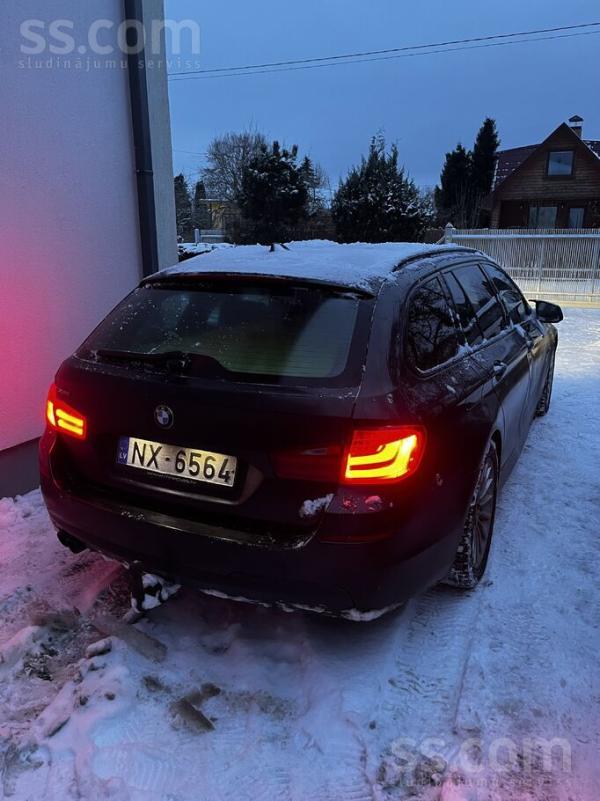 Grey BMW 530 2013 in Riga, with an engine capacity of 3.00 L and mileage of 417 thousand km for 7100 €, photo 4 on AUTOMOTO.COM.LV