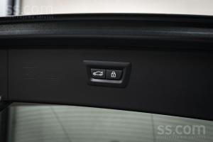 Grey BMW 530 2013 in Riga, with an engine capacity of 3.00 L and mileage of 347 thousand km for 7900 €, photo 10 on AUTOMOTO.COM.LV