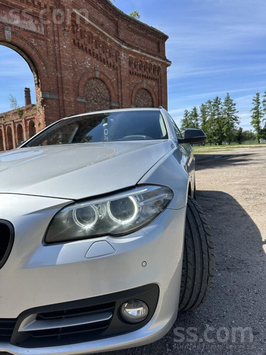 Pelēks BMW 530 2013 Liepāja, ar dzinēja tilpumu 3.00 L un nobraukumu 332 tūkst. km par 1234 €, foto 3 vietnē AUTOMOTO.COM.LV