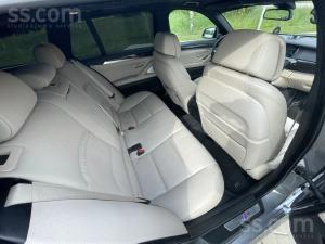 Grey BMW 530 2013 in Riga, with an engine capacity of 3.00 L and mileage of 344 thousand km for 13400 €, photo 13 on AUTOMOTO.COM.LV