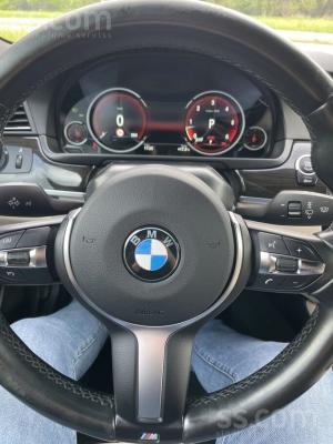 Grey BMW 530 2013 in Riga, with an engine capacity of 3.00 L and mileage of 344 thousand km for 13400 €, photo 15 on AUTOMOTO.COM.LV
