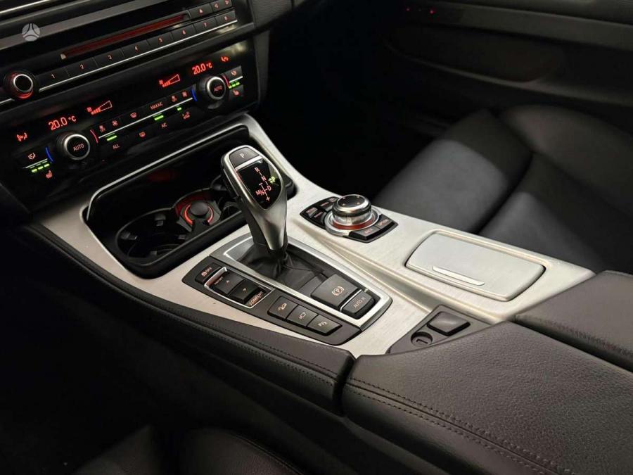 Pelēks BMW 530 2013 Marijampole, ar dzinēja tilpumu 2.99 L un nobraukumu 310 tūkst. km par 10950 €, foto 12 vietnē AUTOMOTO.COM.LV