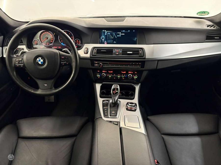 Pelēks BMW 530 2013 Marijampole, ar dzinēja tilpumu 2.99 L un nobraukumu 310 tūkst. km par 10950 €, foto 15 vietnē AUTOMOTO.COM.LV