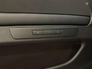 Pelēks BMW 530 2013 Marijampole, ar dzinēja tilpumu 2.99 L un nobraukumu 310 tūkst. km par 10950 €, foto 28 vietnē AUTOMOTO.COM.LV