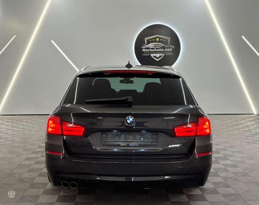 Pelēks BMW 530 2013 Marijampole, ar dzinēja tilpumu 2.99 L un nobraukumu 310 tūkst. km par 10950 €, foto 35 vietnē AUTOMOTO.COM.LV