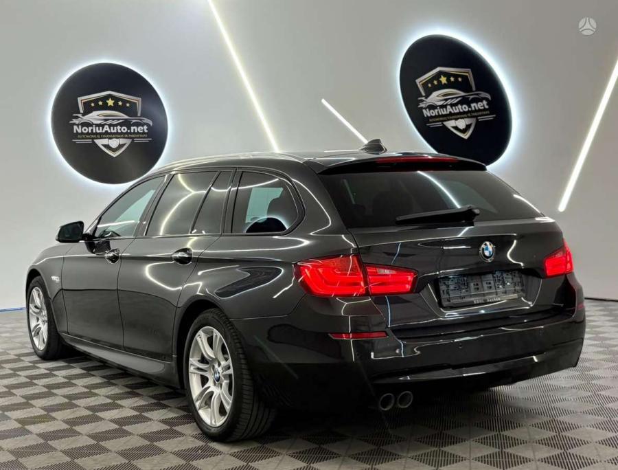 Pelēks BMW 530 2013 Marijampole, ar dzinēja tilpumu 2.99 L un nobraukumu 310 tūkst. km par 10950 €, foto 37 vietnē AUTOMOTO.COM.LV