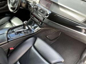 Pelēks BMW 530 2013 Vilkaviškis, ar dzinēja tilpumu 2.99 L un nobraukumu 337 tūkst. km par 10950 €, foto 12 vietnē AUTOMOTO.COM.LV