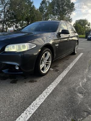 Grey BMW 530 2013 in Siauliai, with an engine capacity of 3.00 L and mileage of 332 thousand km for 8900 €, photo 4 on AUTOMOTO.COM.LV