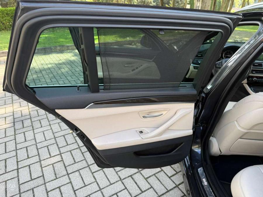 Grey BMW 530 2013 in Marijampole, with an engine capacity of 2.99 L and mileage of 270 thousand km for 9300 €, photo 18 on AUTOMOTO.COM.LV