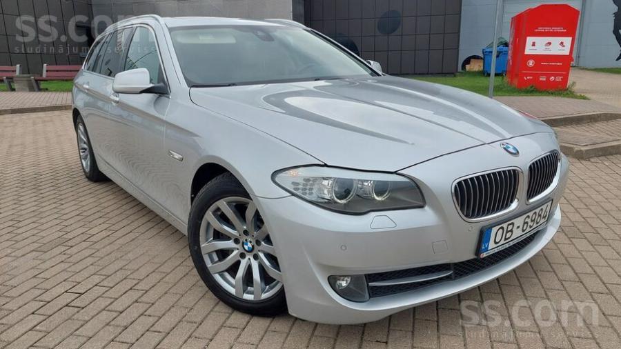Grey BMW 530 2013 in Riga, with an engine capacity of 3.00 L and mileage of 132 thousand km for 8900 €, photo 1 on AUTOMOTO.COM.LV