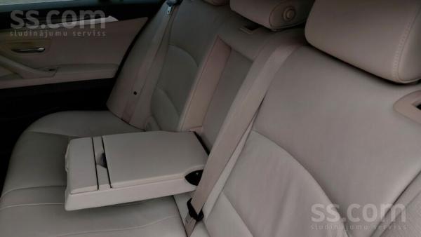 Pelēks BMW 530 2013 Rīga, ar dzinēja tilpumu 3.00 L un nobraukumu 132 tūkst. km par 8900 €, foto 8 vietnē AUTOMOTO.COM.LV