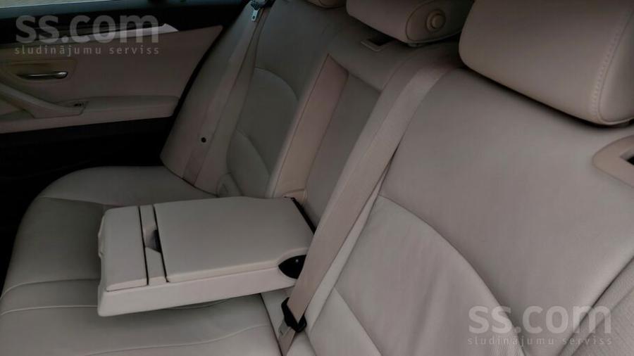 Grey BMW 530 2013 in Riga, with an engine capacity of 3.00 L and mileage of 132 thousand km for 8900 €, photo 8 on AUTOMOTO.COM.LV