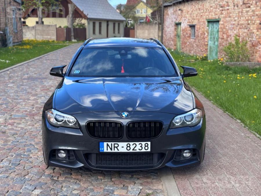 Grey BMW 530 2013 in Kuldiga, with an engine capacity of 3.00 L and mileage of 298 thousand km for 13499 €, photo 1 on AUTOMOTO.COM.LV