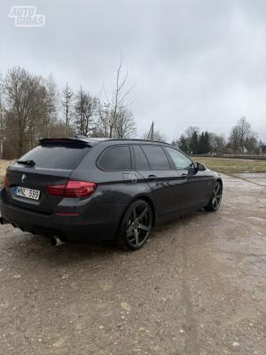 Pelēks BMW 530 2014 Viļņa, ar dzinēja tilpumu 3.00 L un nobraukumu 318 tūkst. km par 12500 €, foto 5 vietnē AUTOMOTO.COM.LV