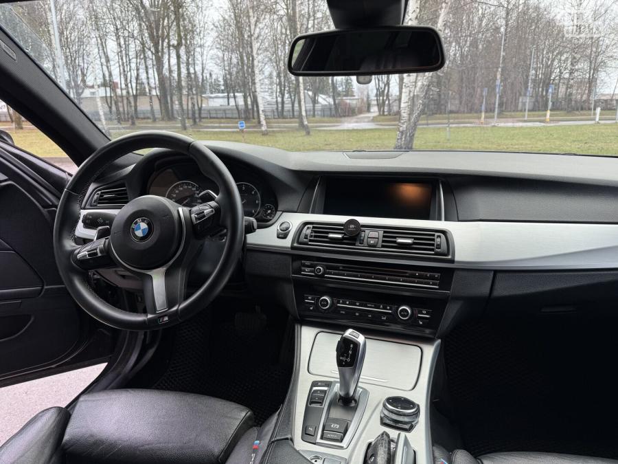 Pelēks BMW 530 2014 Viļņa, ar dzinēja tilpumu 3.00 L un nobraukumu 318 tūkst. km par 12500 €, foto 11 vietnē AUTOMOTO.COM.LV