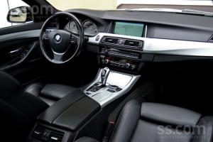 Серый БМВ 530 2014 в Тукумс, объемом двигателя 3.00 л и пробегом 245 тыс. км за 12390 €, фото 13 на AUTOMOTO.COM.LV