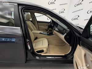 Pelēks BMW 530 2014 Avižieniai, ar dzinēja tilpumu 3.00 L un nobraukumu 256 tūkst. km par 11500 €, foto 5 vietnē AUTOMOTO.COM.LV