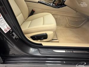 Pelēks BMW 530 2014 Avižieniai, ar dzinēja tilpumu 3.00 L un nobraukumu 256 tūkst. km par 11500 €, foto 7 vietnē AUTOMOTO.COM.LV