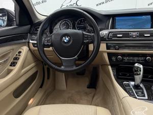 Pelēks BMW 530 2014 Avižieniai, ar dzinēja tilpumu 3.00 L un nobraukumu 256 tūkst. km par 11500 €, foto 15 vietnē AUTOMOTO.COM.LV