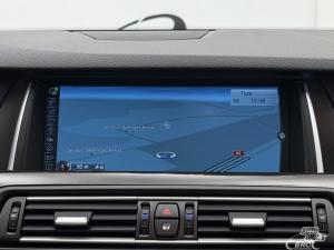 Pelēks BMW 530 2014 Avižieniai, ar dzinēja tilpumu 3.00 L un nobraukumu 256 tūkst. km par 11500 €, foto 17 vietnē AUTOMOTO.COM.LV