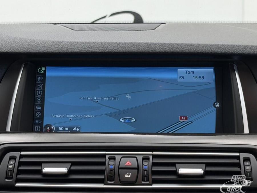 Pelēks BMW 530 2014 Avižieniai, ar dzinēja tilpumu 3.00 L un nobraukumu 256 tūkst. km par 11500 €, foto 17 vietnē AUTOMOTO.COM.LV
