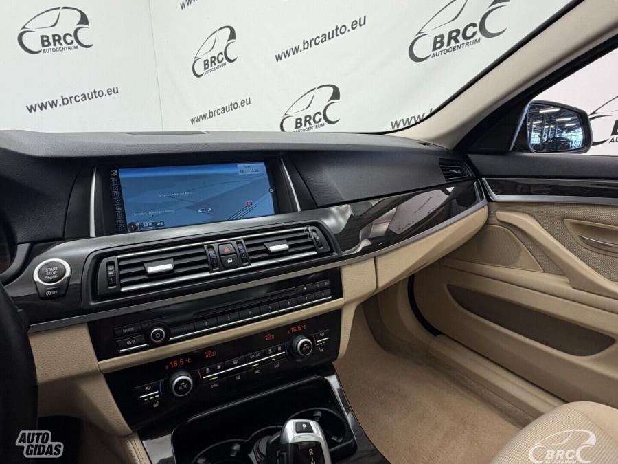 Pelēks BMW 530 2014 Avižieniai, ar dzinēja tilpumu 3.00 L un nobraukumu 256 tūkst. km par 11500 €, foto 30 vietnē AUTOMOTO.COM.LV