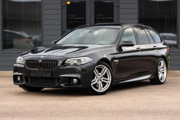 Grey BMW 530 2014 in Jelgava, with an engine capacity of 3.00 L and mileage of 230 thousand km for 15950 €, photo 3 on AUTOMOTO.COM.LV