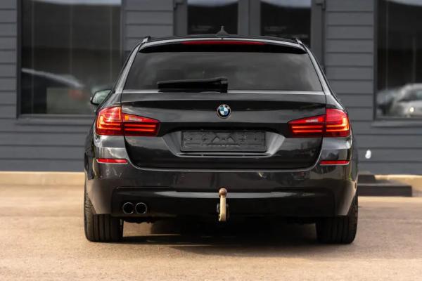Grey BMW 530 2014 in Jelgava, with an engine capacity of 3.00 L and mileage of 230 thousand km for 15950 €, photo 7 on AUTOMOTO.COM.LV