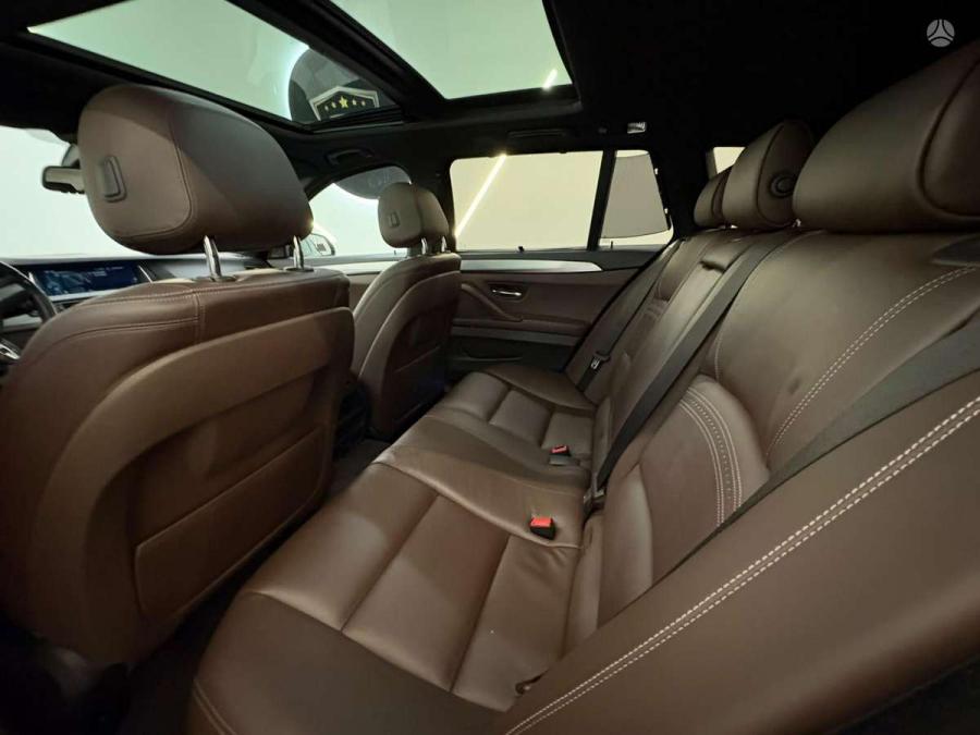 Grey BMW 530 2014 in Marijampole, with an engine capacity of 2.99 L and mileage of 243 thousand km for 11999 €, photo 24 on AUTOMOTO.COM.LV