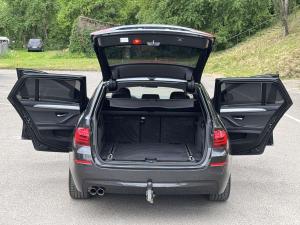 Pelēks BMW 530 2014 Jonava, ar dzinēja tilpumu 3.00 L un nobraukumu 299 tūkst. km par 10499 €, foto 22 vietnē AUTOMOTO.COM.LV