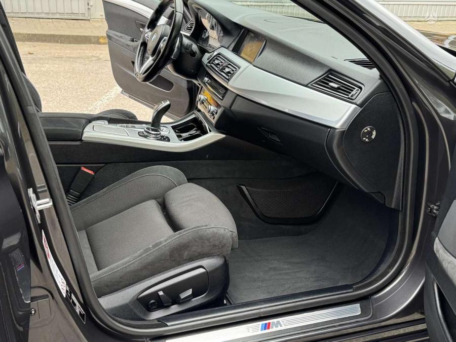 Pelēks BMW 530 2014 Jonava, ar dzinēja tilpumu 3.00 L un nobraukumu 299 tūkst. km par 10499 €, foto 30 vietnē AUTOMOTO.COM.LV