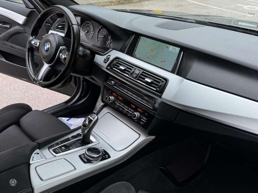 Pelēks BMW 530 2014 Jonava, ar dzinēja tilpumu 3.00 L un nobraukumu 299 tūkst. km par 10499 €, foto 33 vietnē AUTOMOTO.COM.LV