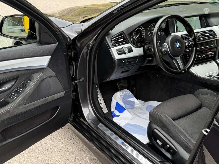 Pelēks BMW 530 2014 Jonava, ar dzinēja tilpumu 3.00 L un nobraukumu 299 tūkst. km par 10499 €, foto 36 vietnē AUTOMOTO.COM.LV