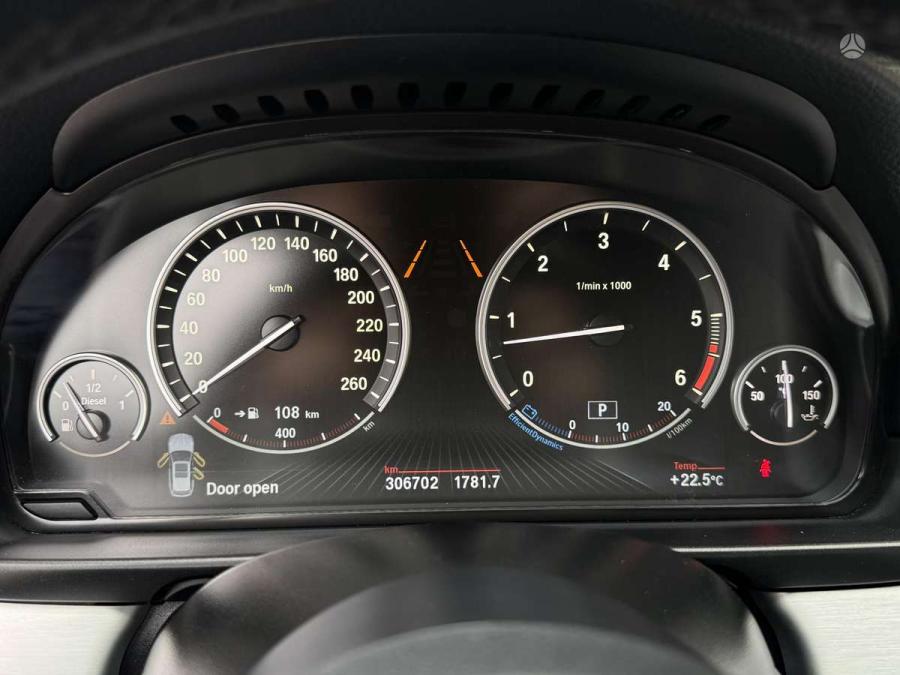Pelēks BMW 530 2014 Jonava, ar dzinēja tilpumu 3.00 L un nobraukumu 299 tūkst. km par 10499 €, foto 41 vietnē AUTOMOTO.COM.LV